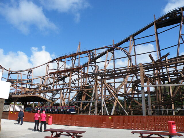 The Day Camelot Theme Park Opened Knightmare