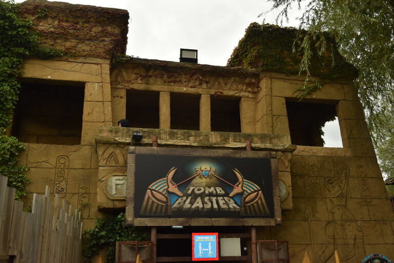 Tomb Blaster | Chessington World of Adventures | UK Theme Park Spy