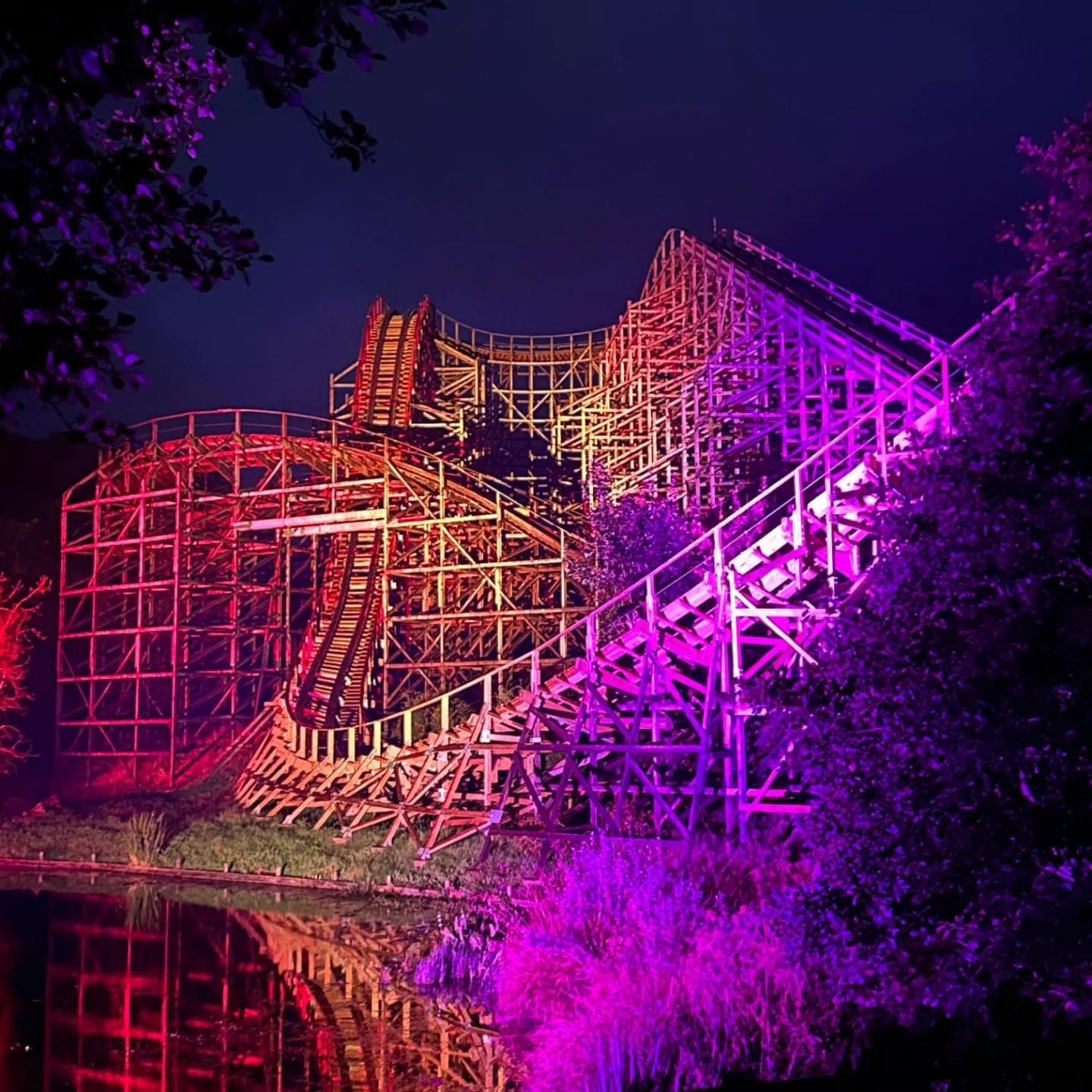 Megafobia at Oakwood: After Dark