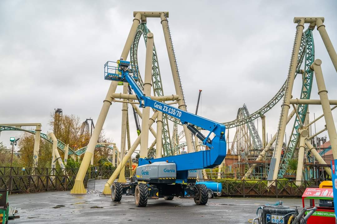 Thorpe Park: Colossus Repaint Well Underway
