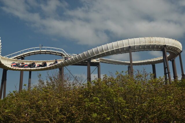 Avalanche: The First and Only Bobsled-Type Rollercoaster in the UK | Review | UK Theme Park Spy