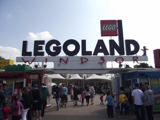 LEGOLAND Windsor Tickets 2025 – Book in advance and save up to £34