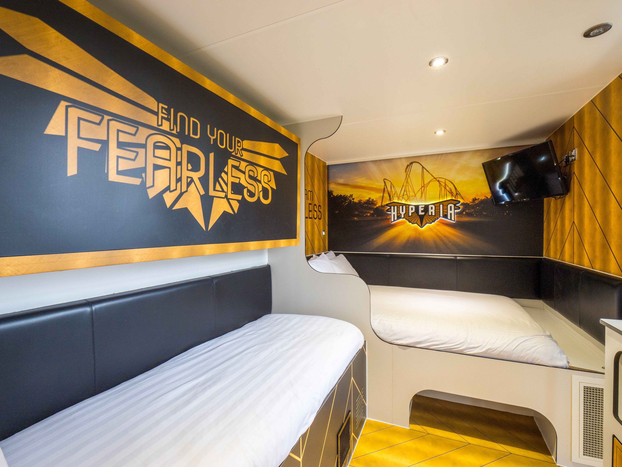 Thorpe Park: NEW Hyperia Themed cabins!