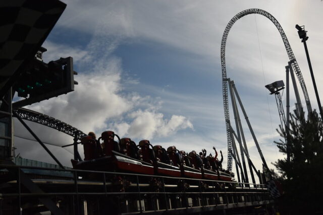 A Beginner’s Guide to Understanding Rollercoaster Designs and Mechanics