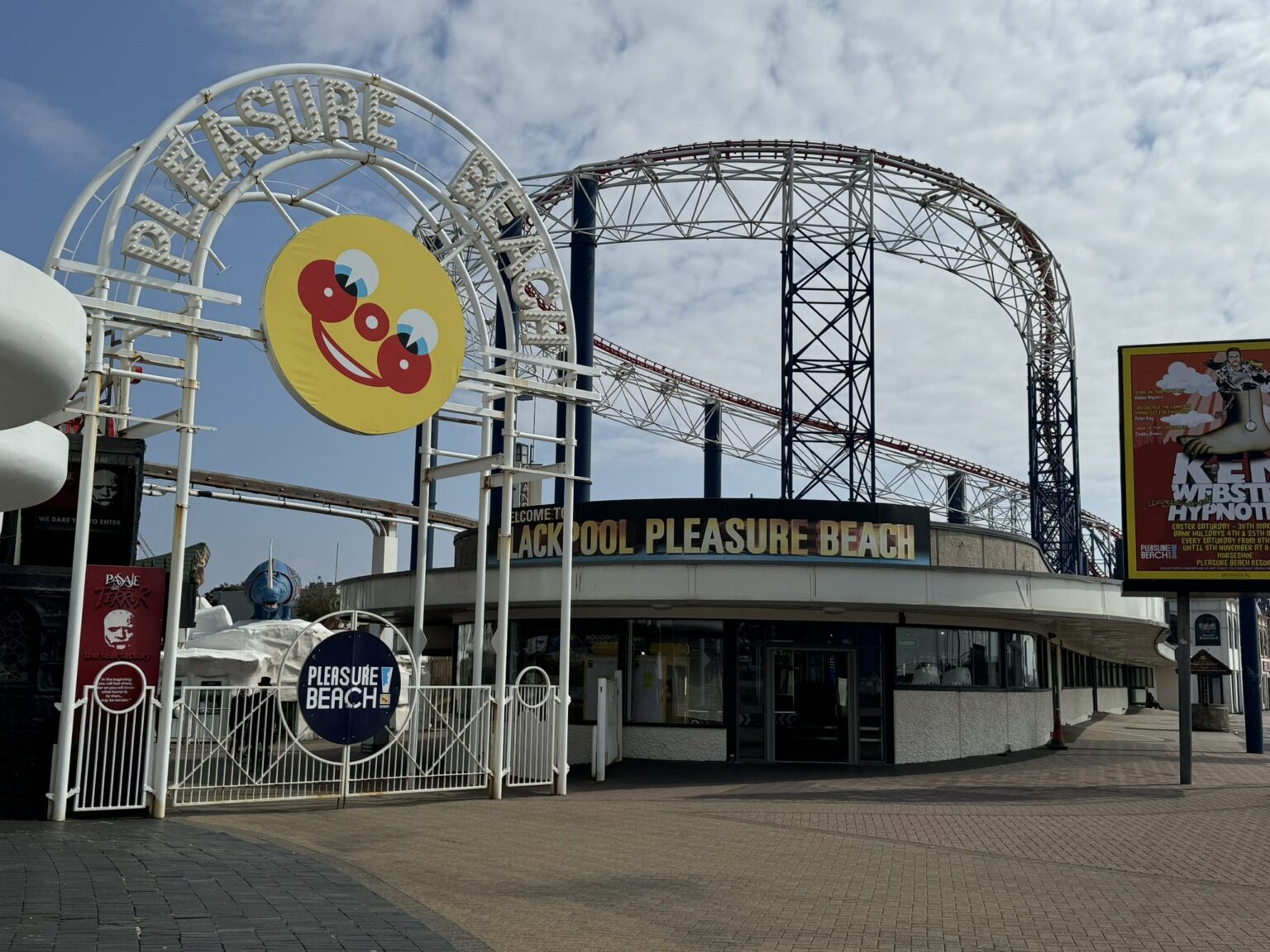 Blackpool Pleasure Beach Visitor Guide: Tickets, Rides & Tips