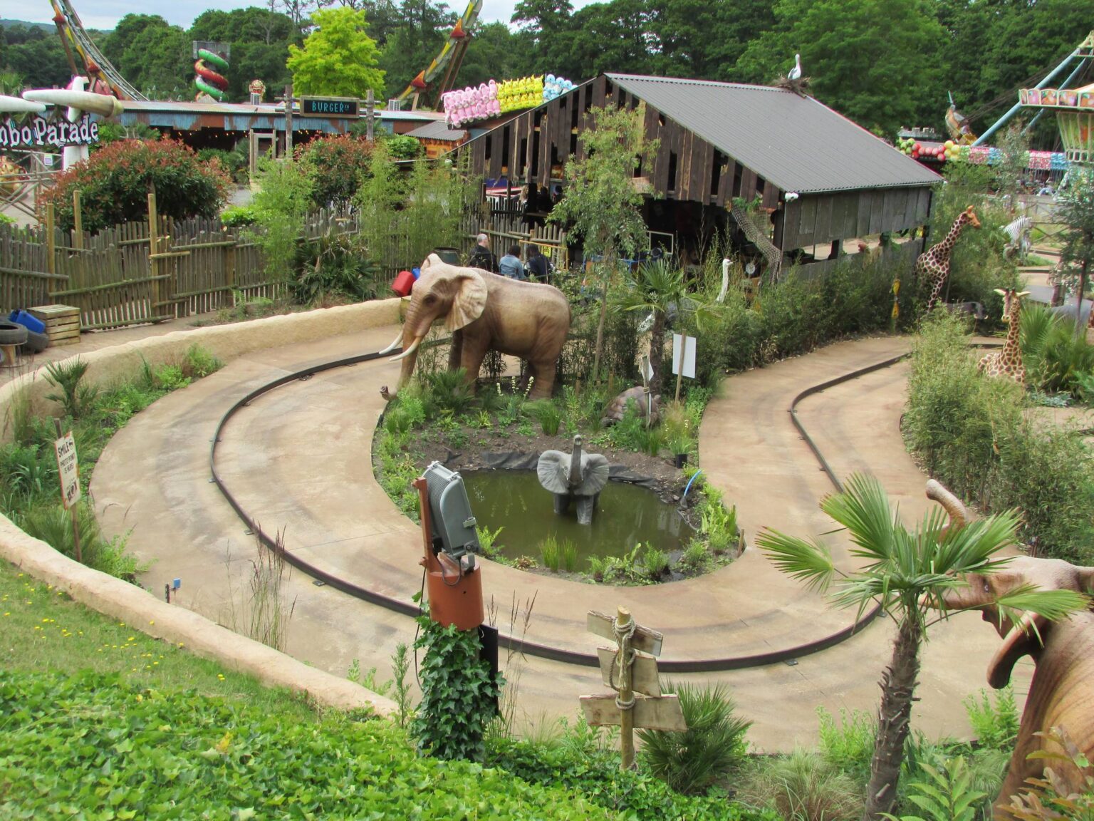 In Pictures: Jungle Jeeps at West Midlands Safari Park