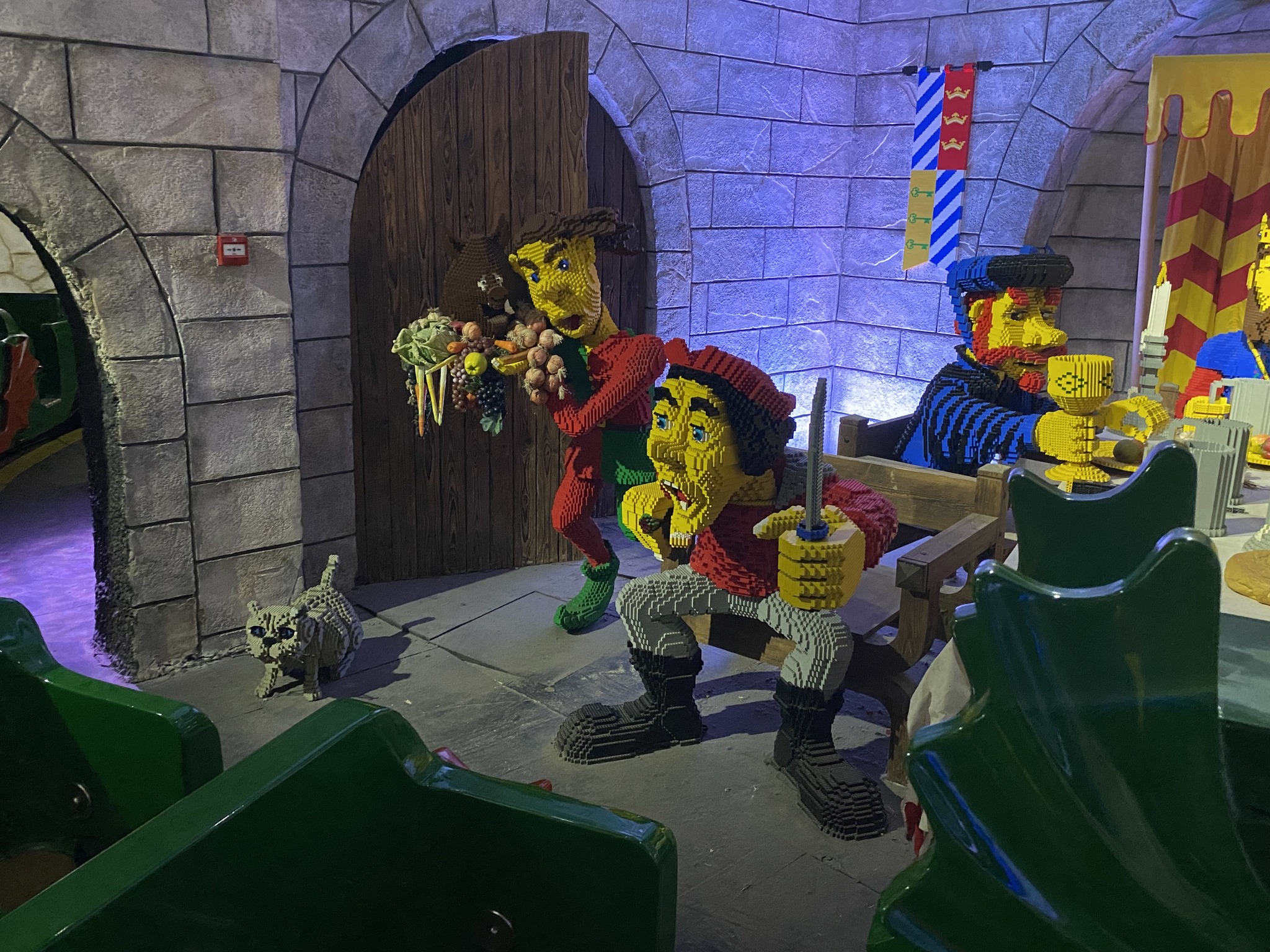 10 Behind the Scenes Pictures of the Dragon Roller Coaster at Legoland