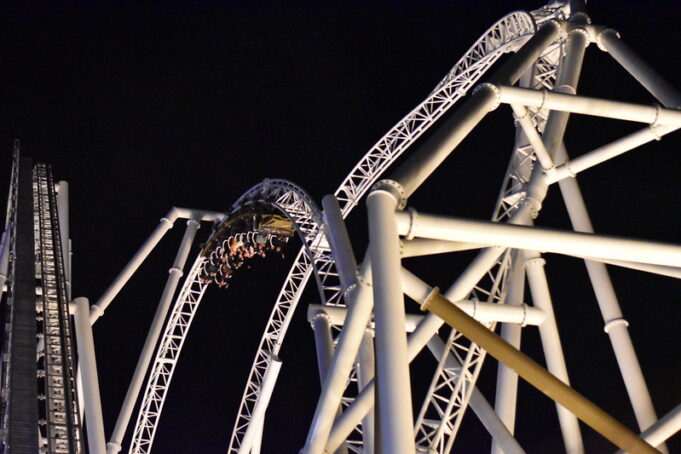 6 Stunning Pictures of Hyperia in the Dark at Thorpe Park