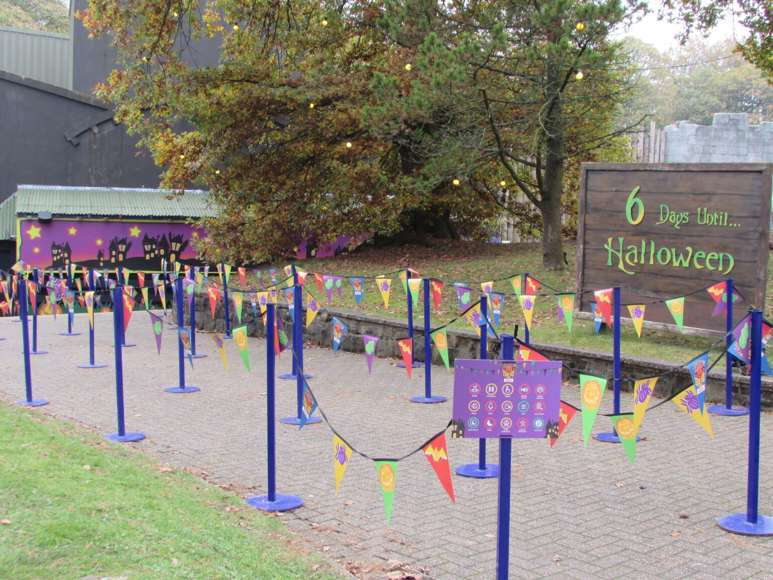Amigos in the Afterlife: Pictures from Alton Towers Scarefest