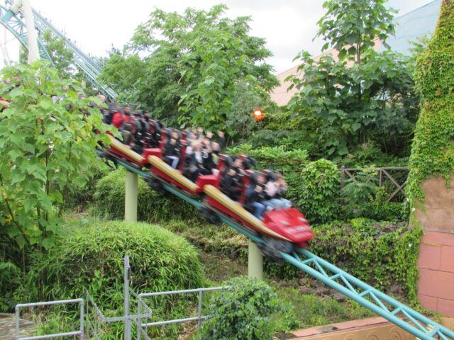 Did You Know: Thorpe Park was the first park in the world to build a 10 ...