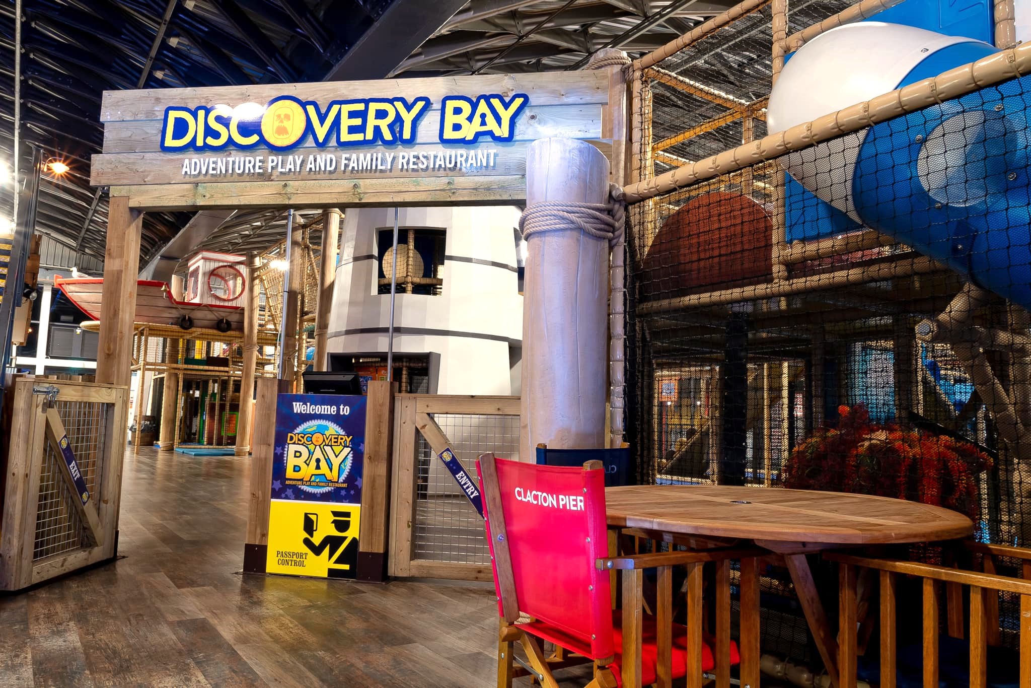 Clacton Pier: Kids Eat Free for a Fun Family Day Out | UK Theme Park Spy